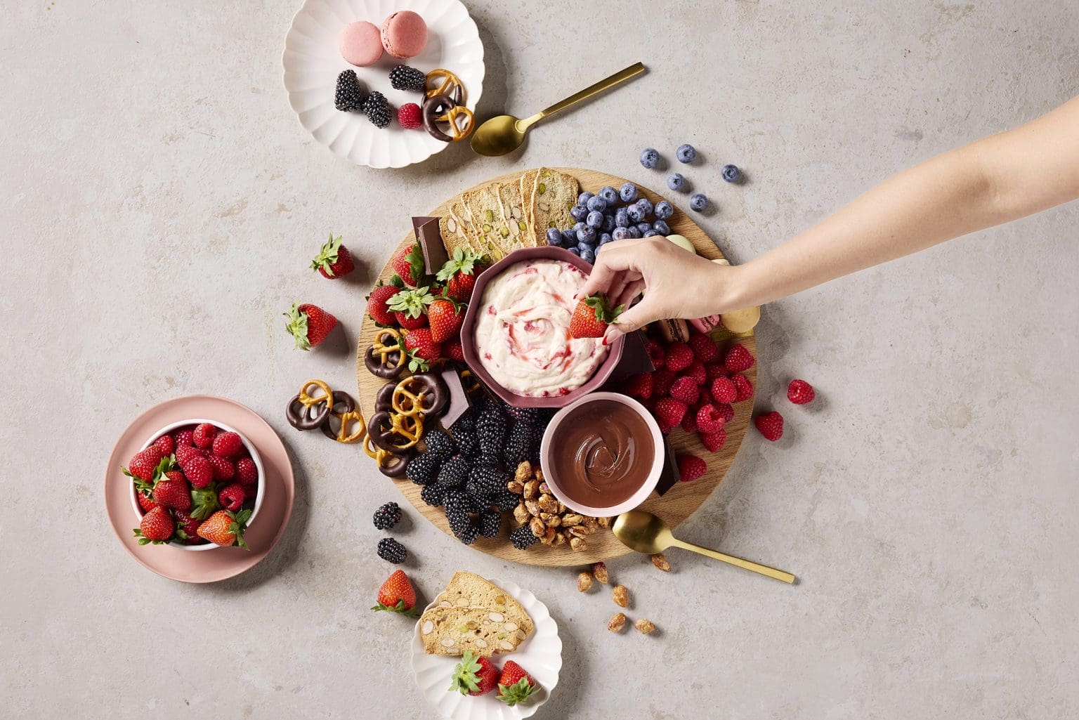 How to Create the Perfect Grazing Board - Driscolls