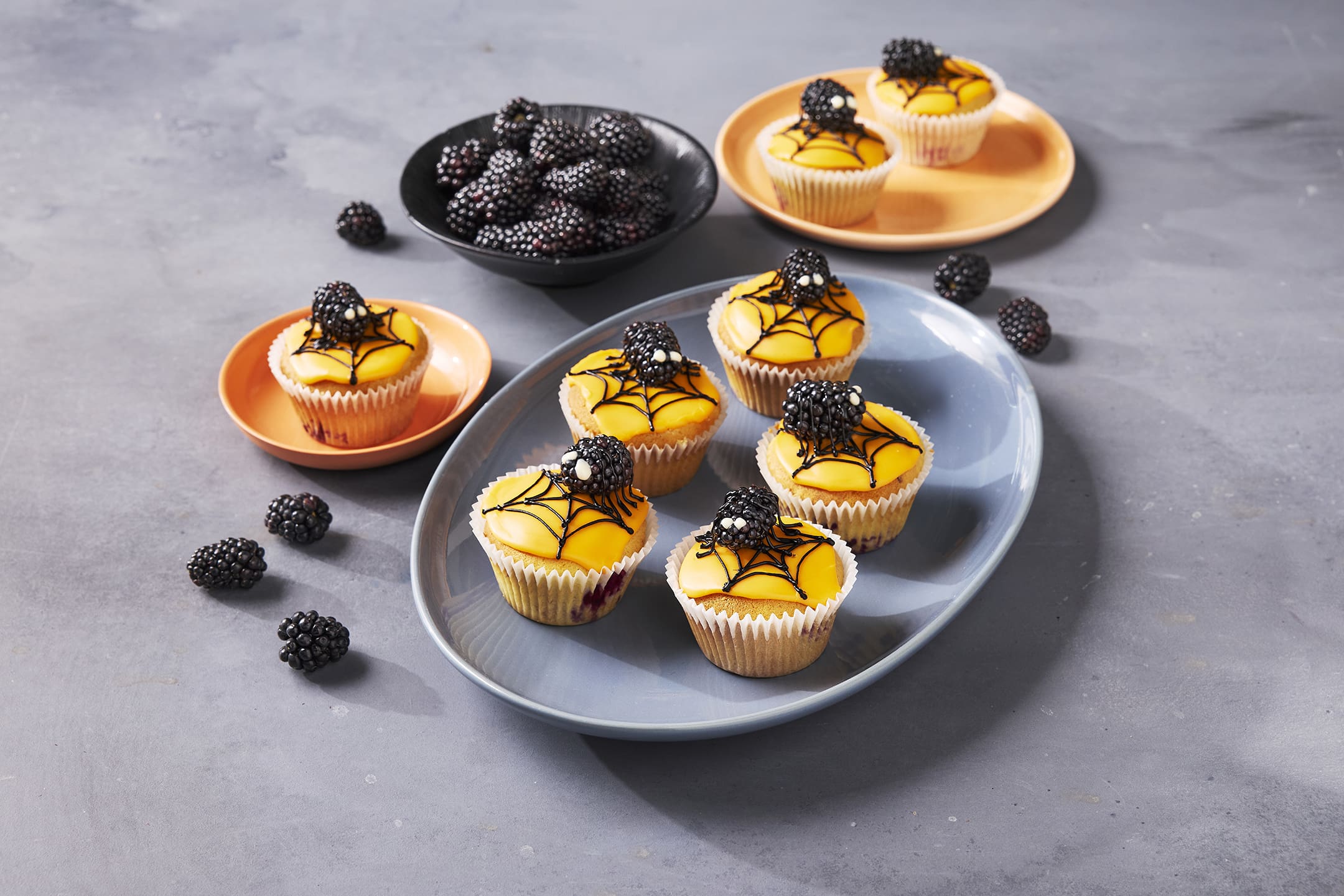 Blackberry Spider Cupcakes - Driscolls